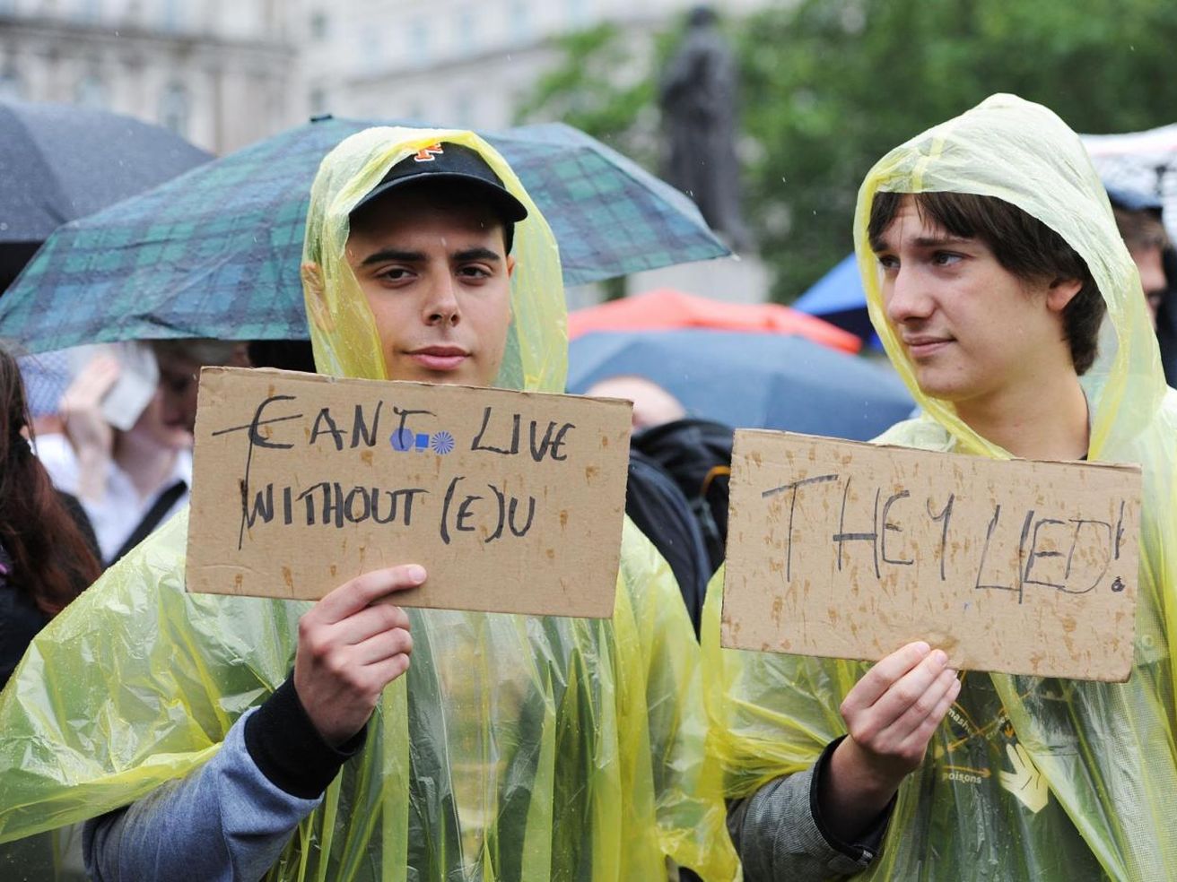 Un anno di Brexit: cosa è accaduto e cosa accadrà alla sterlina e alla ...