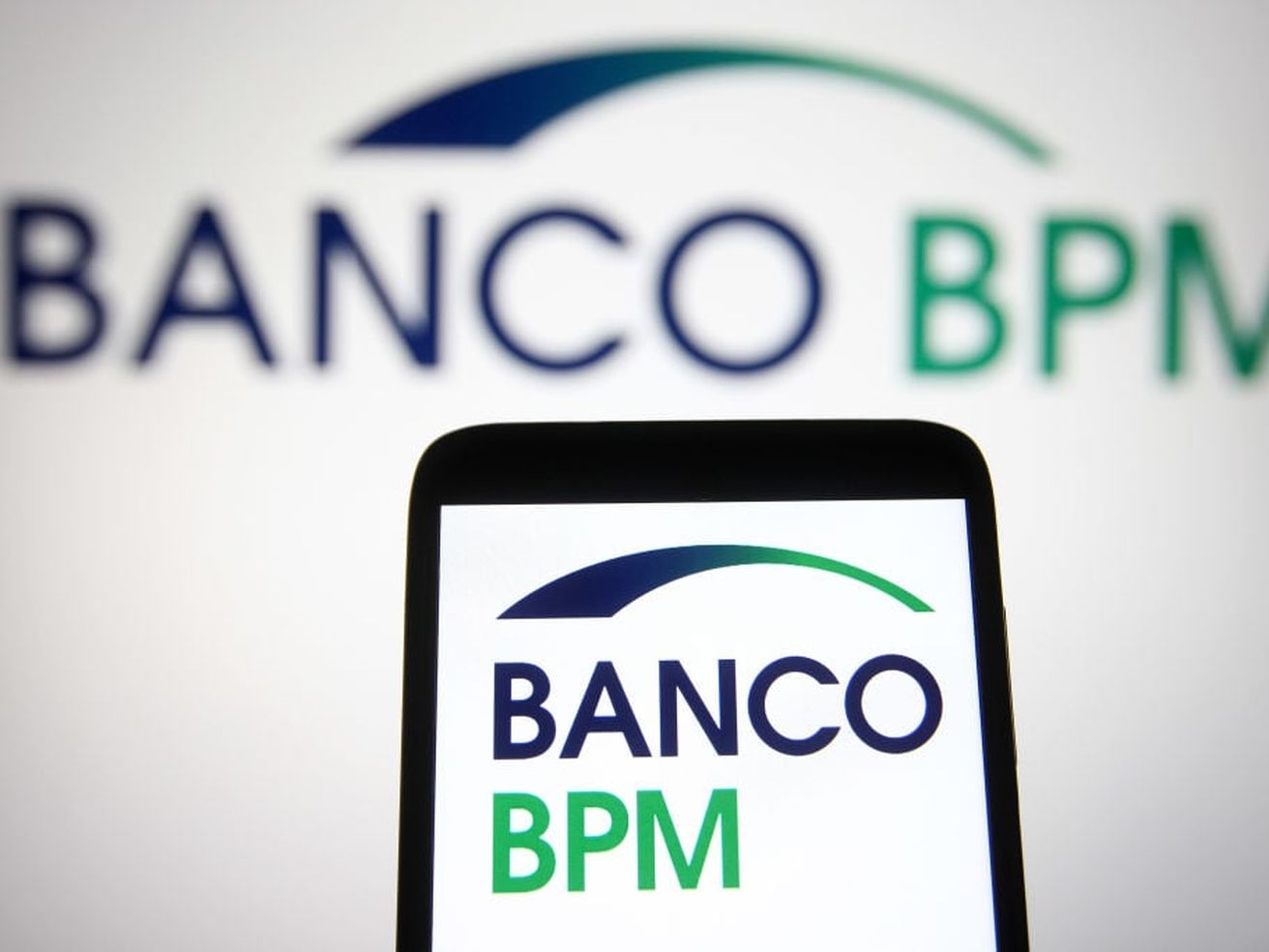 Banco Bpm gioca all'attacco: super dividendi e rilancio Opa Anima per ...