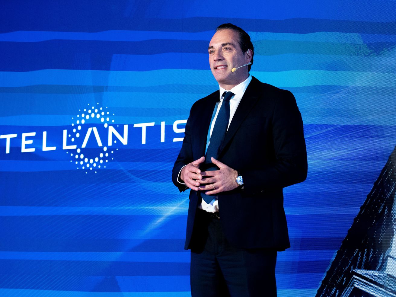 Stellantis, alle porte il CMD. Taglio costi, strategia europea e Usa e ...